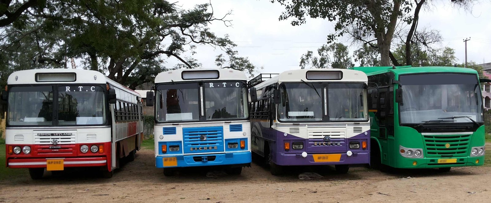 HYDERABAD To BHADRACHALAM Bus Timings